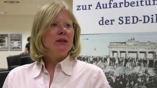 Il significato del comunismo in Germania. Intervista ad Anna Kaminsky a ...